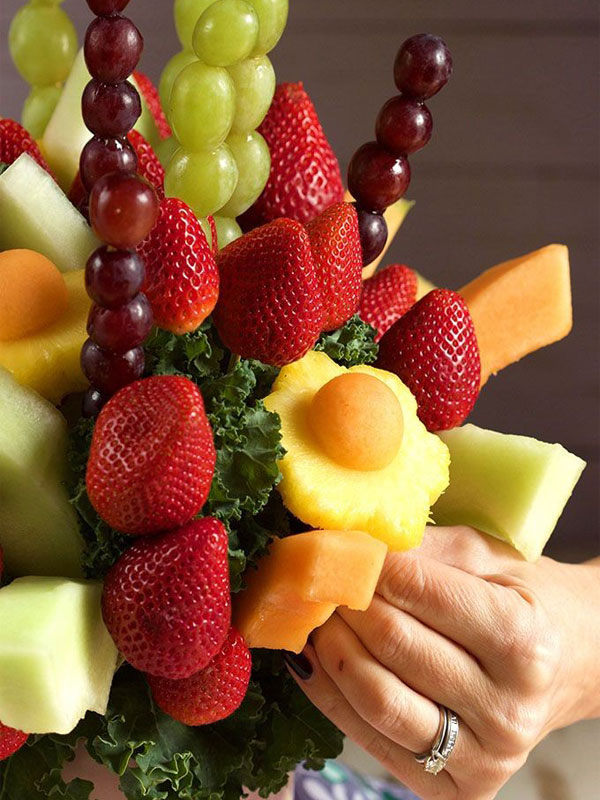 تزیین میوه عروس برای شب یلدا تزیین سبد میوه نوبرانه عروس